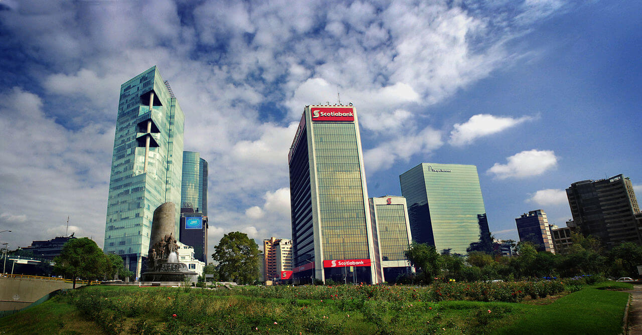 Revisa sus perspectivas económicas Scotiabank - Revista Fortuna
