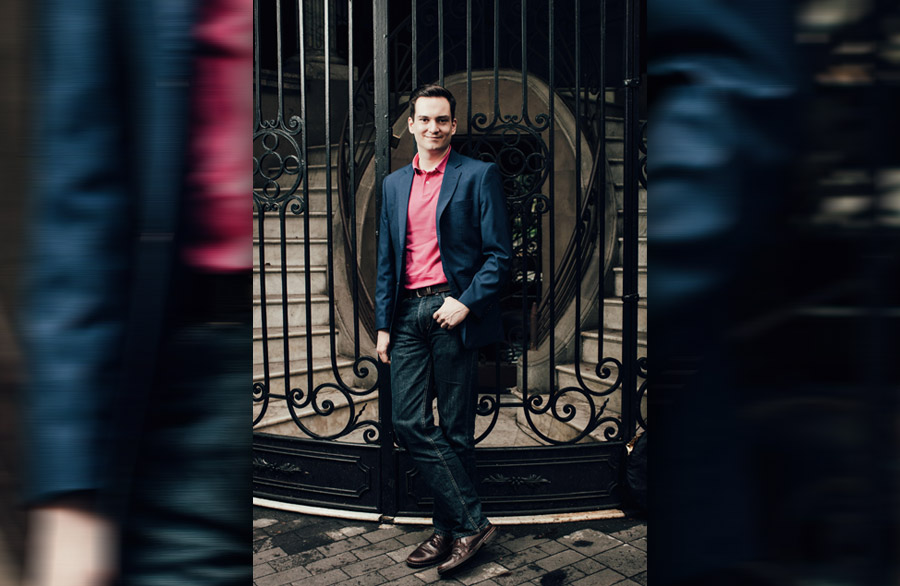 Iván López Reynoso: una agenda versátil y contrastante. - Revista Fortuna