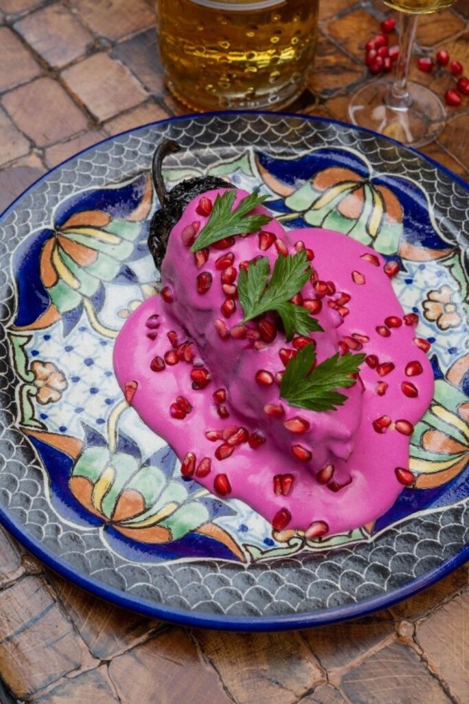 Temporada de chiles en nogada y otras recetas clásicas