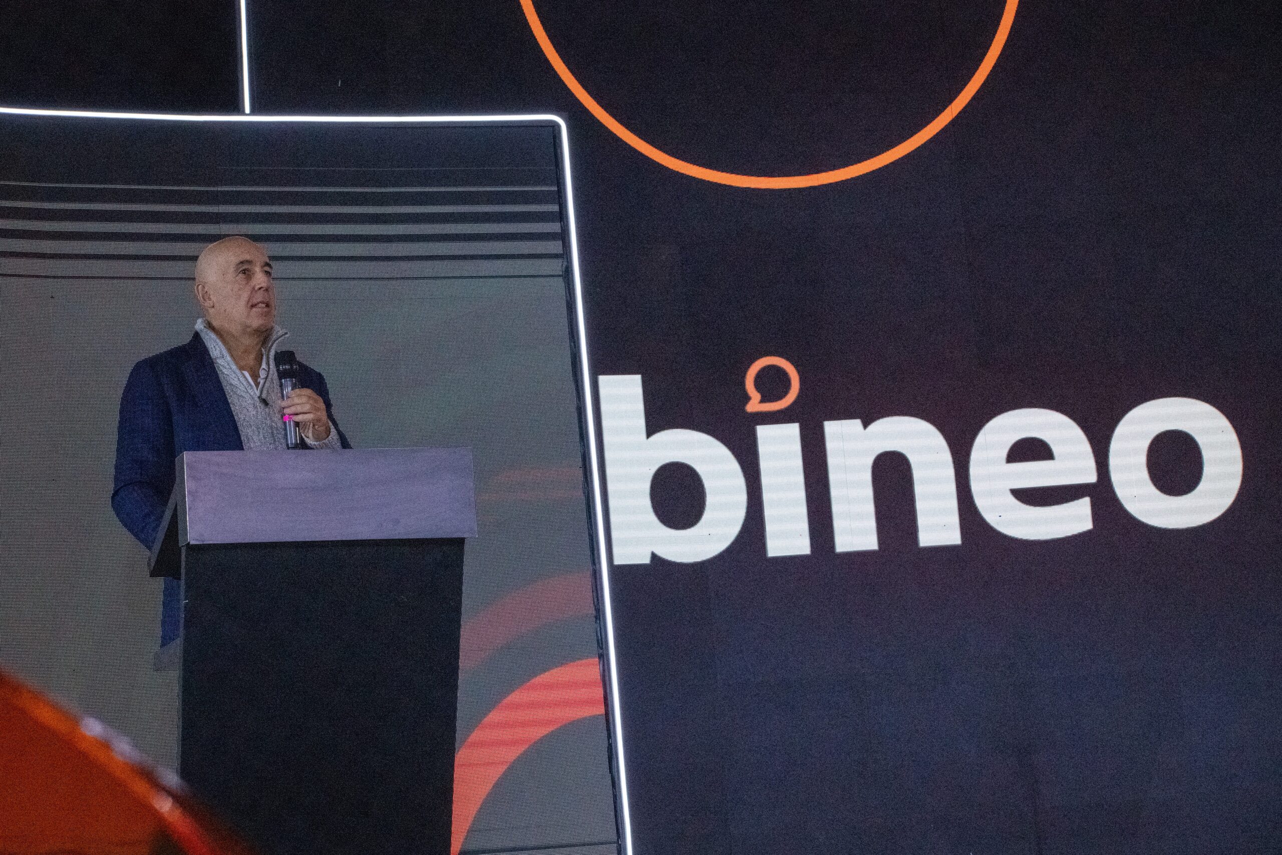 Lanzan bineo, primer banco 100% digital - Revista Fortuna