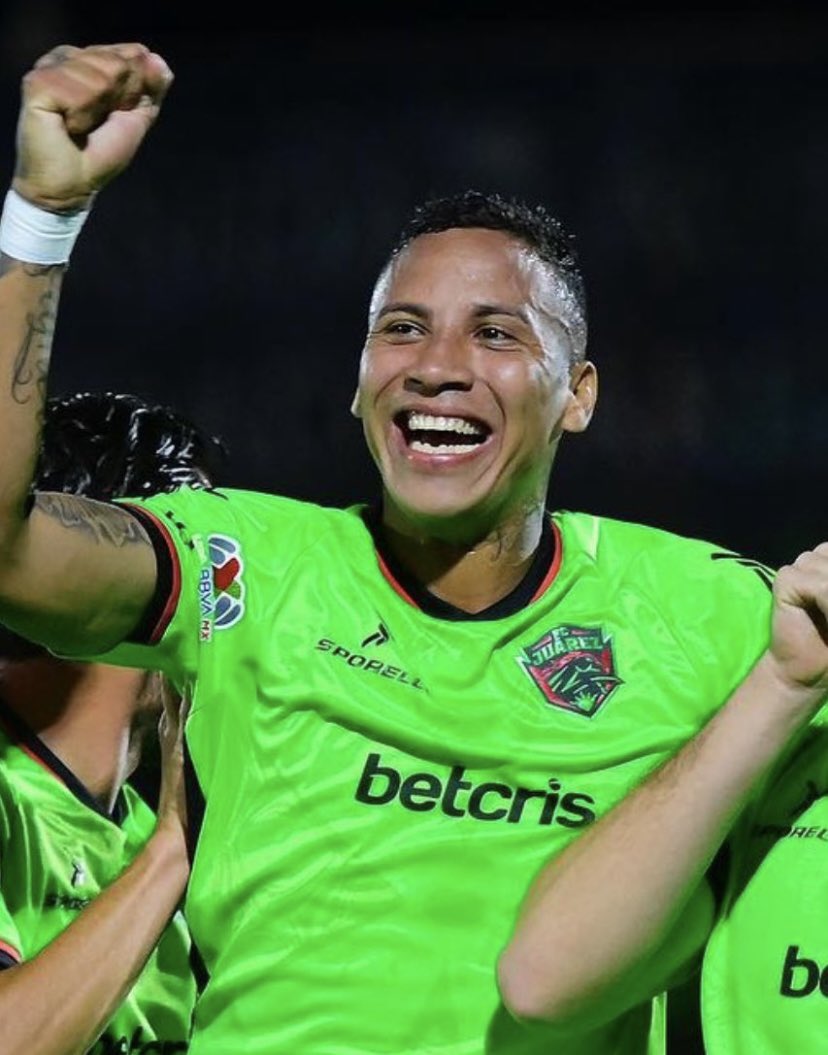 Muere el futbolista Diego Chávez; Liga MX reprograma partido de Juárez ...