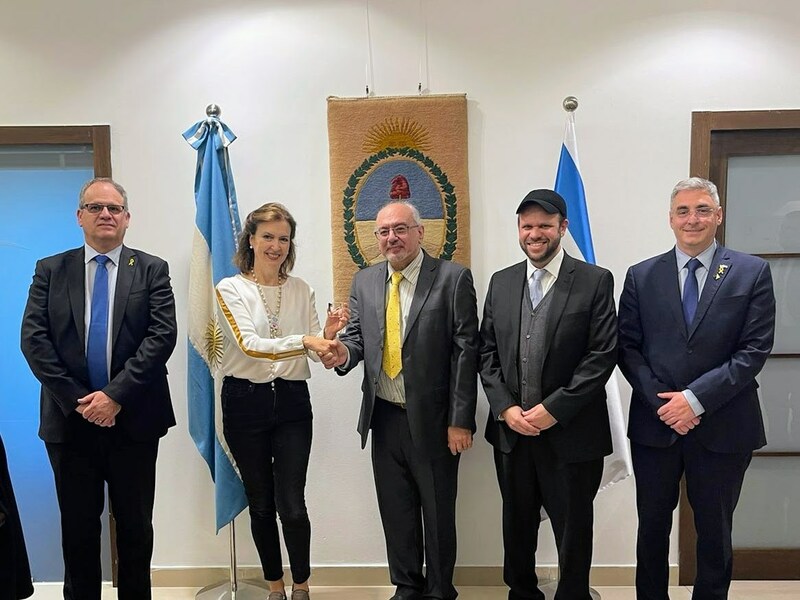 Invertirá XtraLit de Israel 104 mdd para extrar litio de Argentina - Revista Fortuna